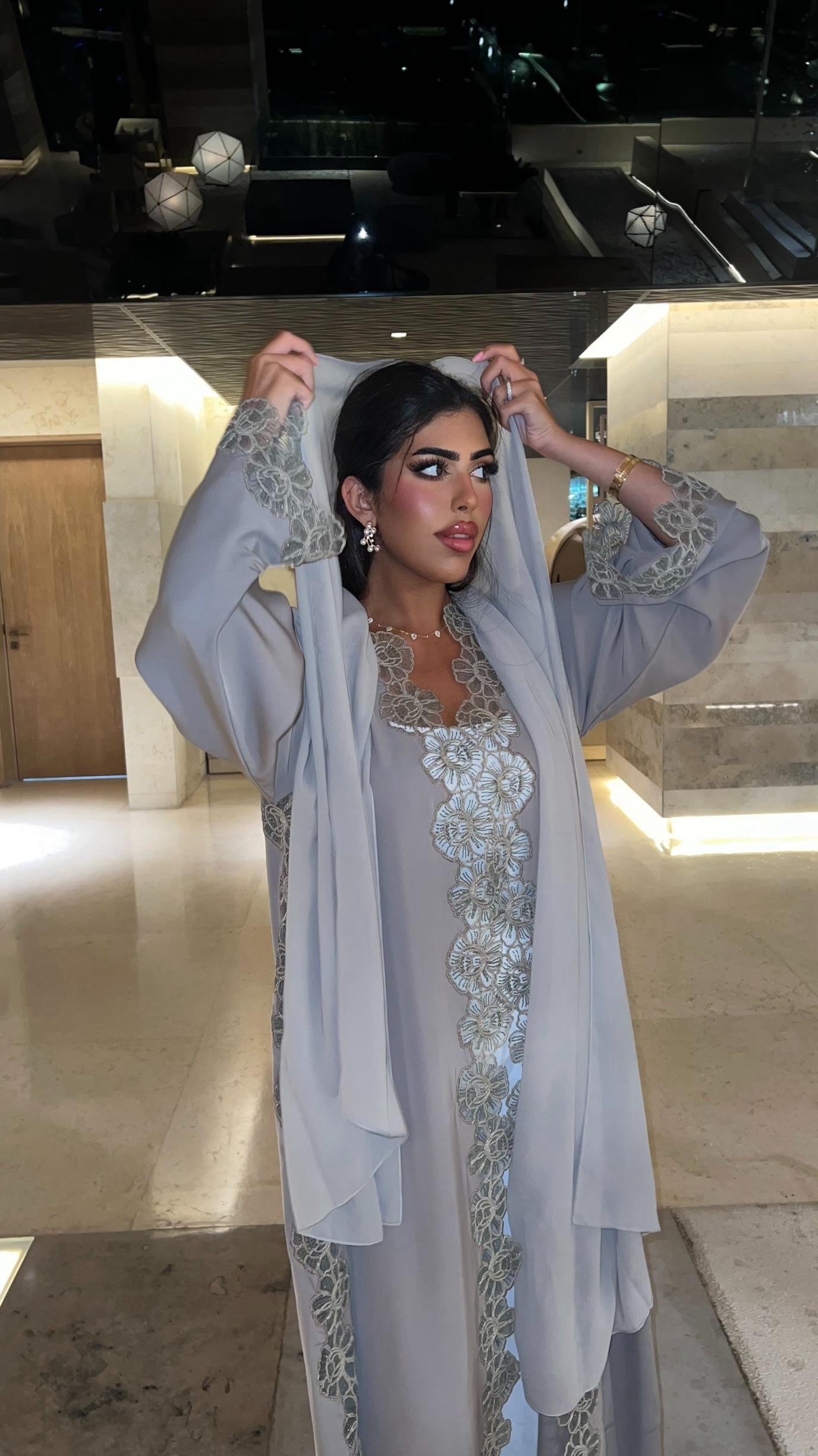 Sage Rose Abaya – LYLAC BOUTIQUE